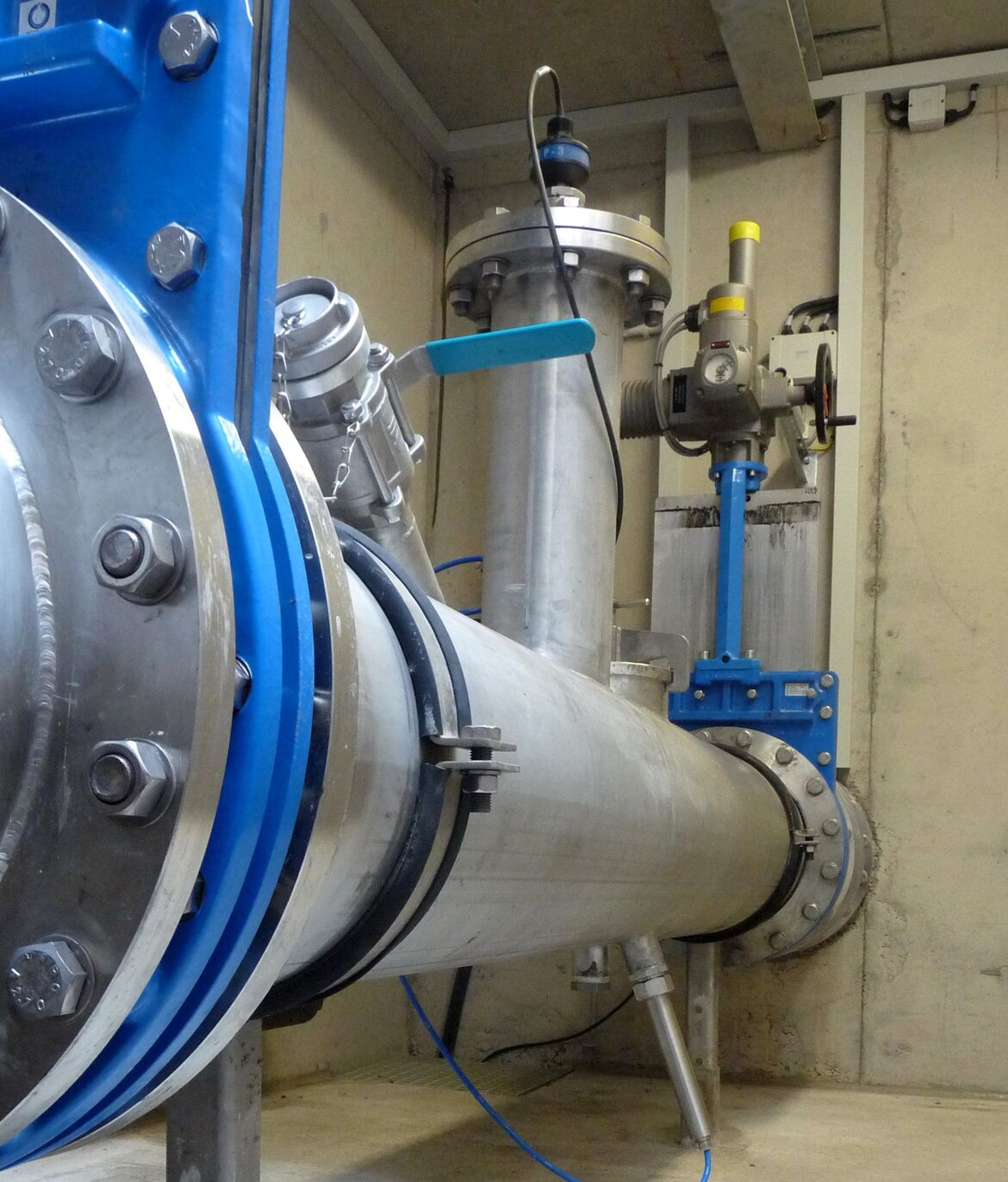 Control de descarga de tanques de rebose de agua de lluvia | Nivus